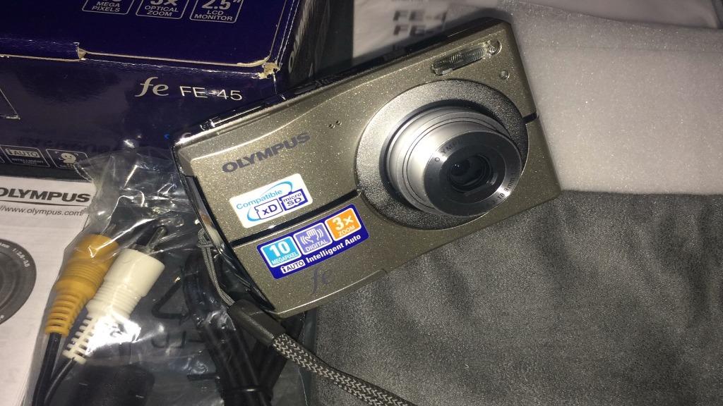 Olympus FE-45 10MP Digital Camera with 3x Optical Zoom and 2.5-inch LCD ...