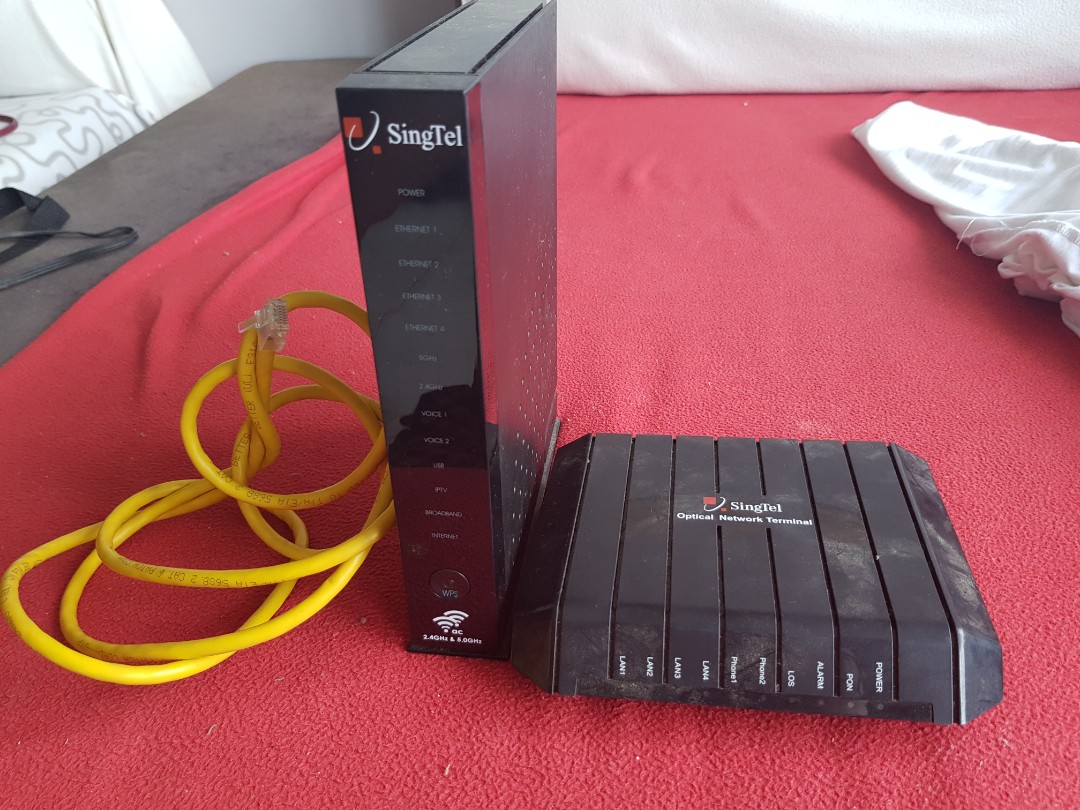Singtel Router aztech, Computers & Tech, Parts & Accessories ...