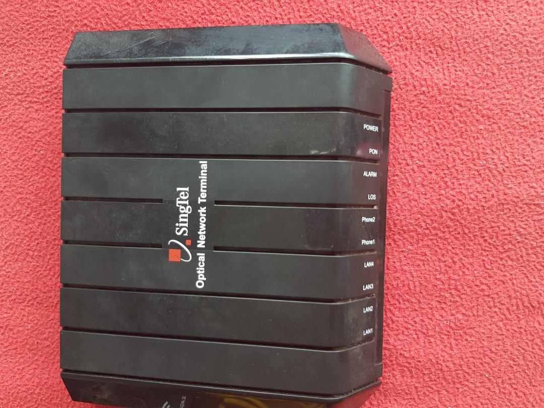 Singtel Router aztech, Computers & Tech, Parts & Accessories ...