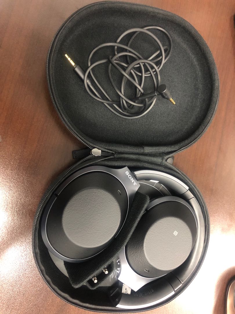 Sony WH 1000 XM2, Audio, Headphones & Headsets on Carousell