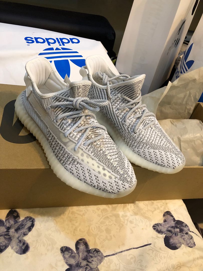 Yeezy 350 Static OG, Men's Fashion, Footwear, Sneakers on Carousell