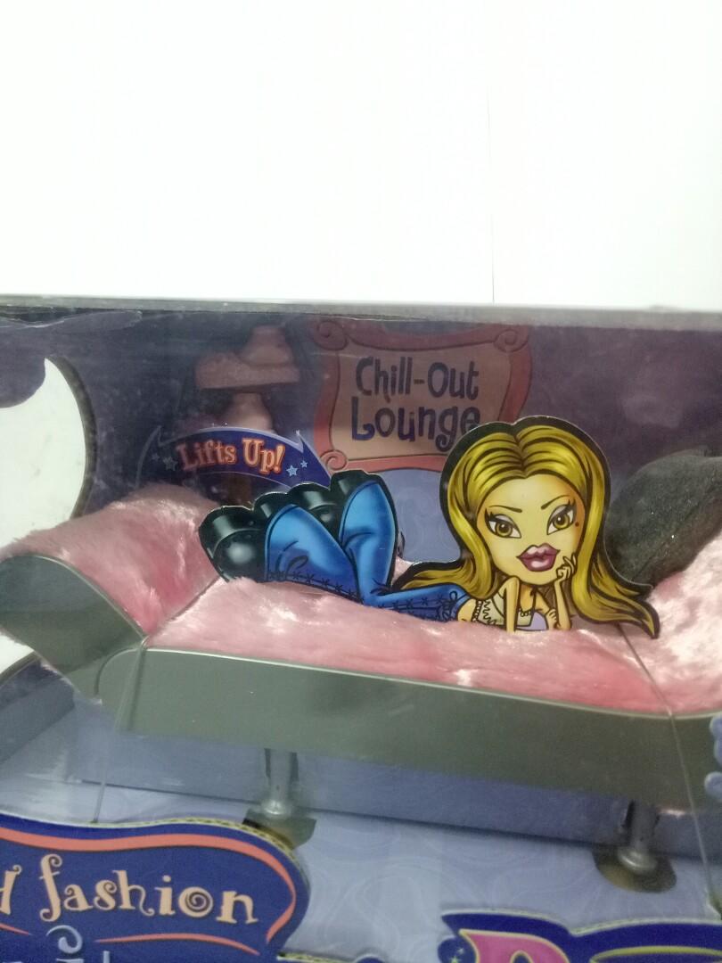 Bratz Sofa furniture, Hobbies & Toys, Toys & Games on Carousell