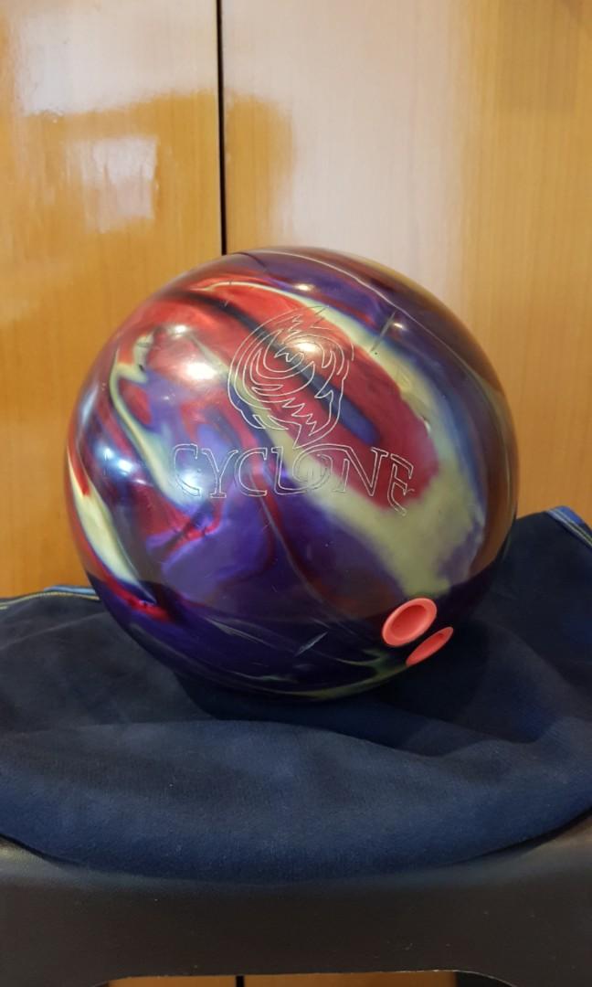 Ebonite Cyclone Bowling Ball, Sports Equipment, Sports & Games ...