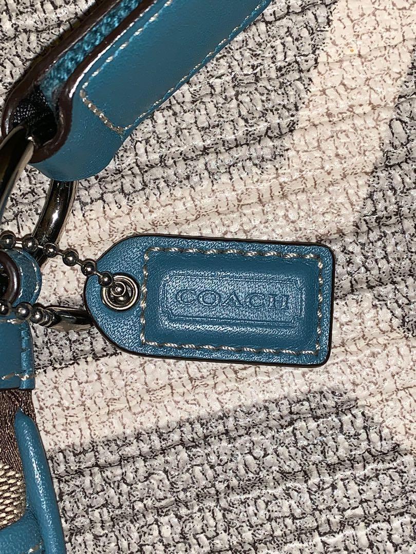 EUC Authentic COACH Signature Sling Bag, Women's Fashion, Bags ...