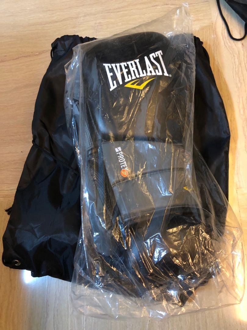 Everlast Boxing Gloves White 8oz, Sports Equipment, Sports & Games ...