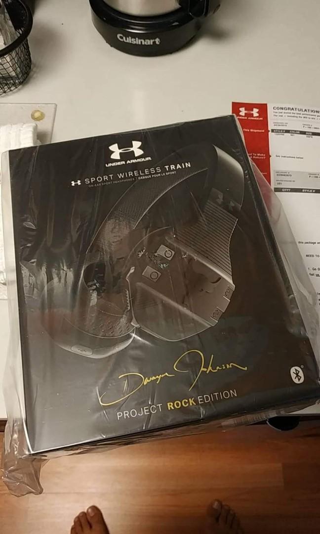 JBL UA Sport Wireless Train - Project Rock Edition, TV & Home ...