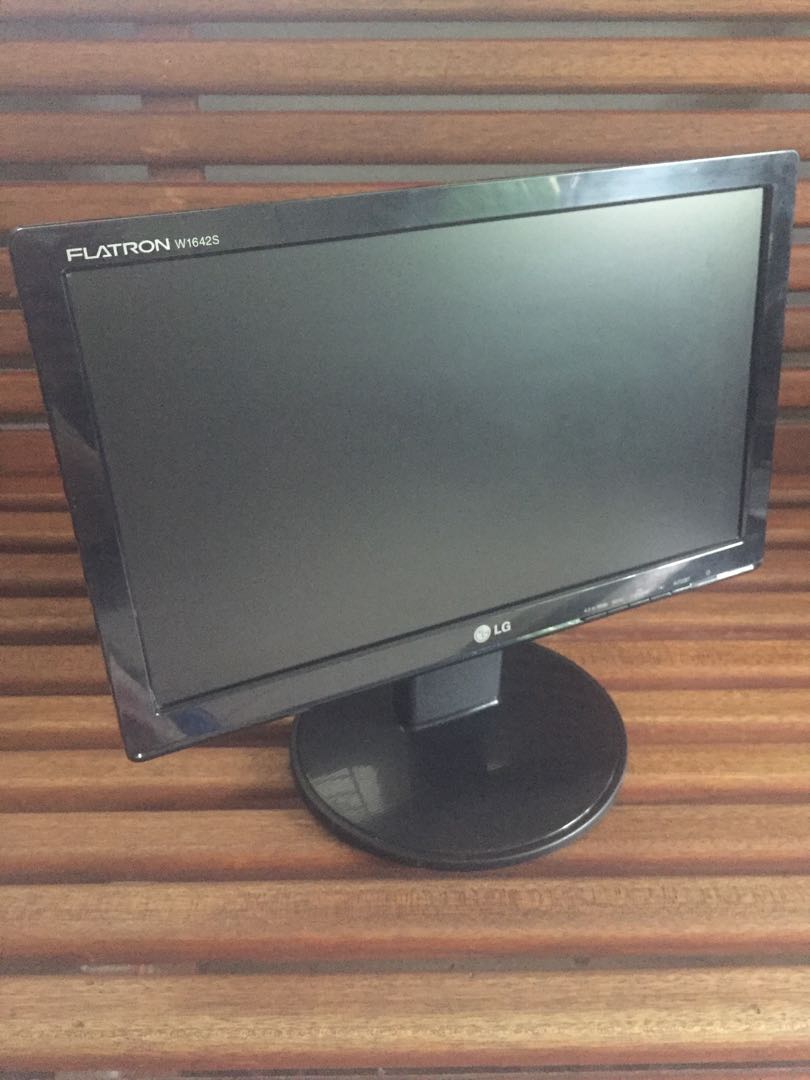 LG Flatron 16inch LCD Monitor, Computers & Tech, Parts & Accessories ...