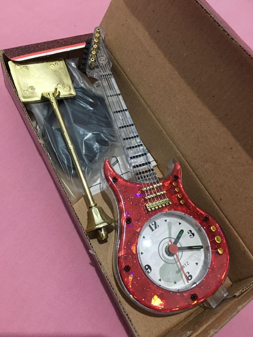 Pajangan meja Kantor, Antik, Pajangan di Carousell