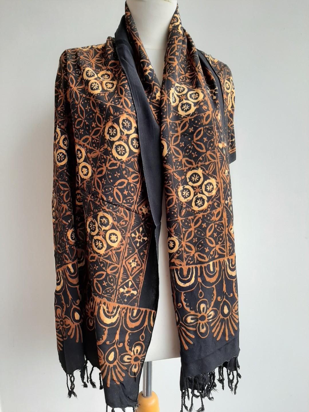 Scarf batik 56x168 cm, Fesyen Wanita, Aksesoris di Carousell