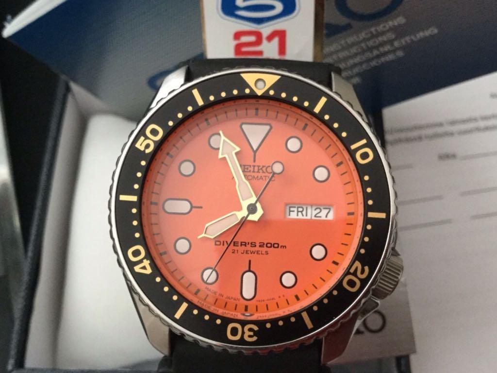 Seiko SKX011 Divers Automatic Watch SKX011J Rubber Strap Brand New, Men ...