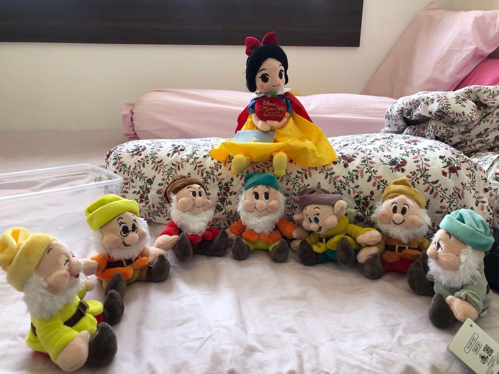 Snow White and the Seven Dwarfs 80th Anniversary Merchandise at Disney ...