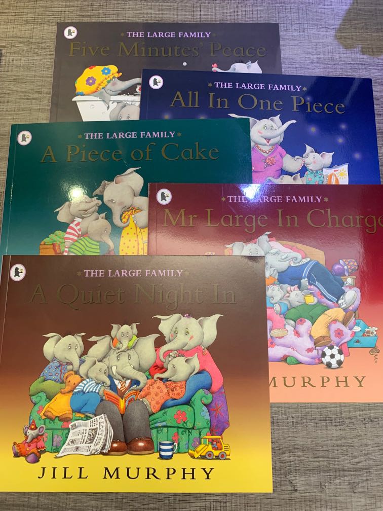 The large family series, 興趣及遊戲, 書本 & 文具, 兒童書籍 - Carousell