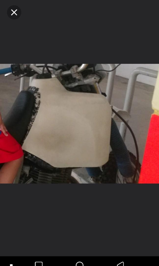 XR400 Gas tank 22L, Motorcycles, Motorcycle Accessories on Carousell
