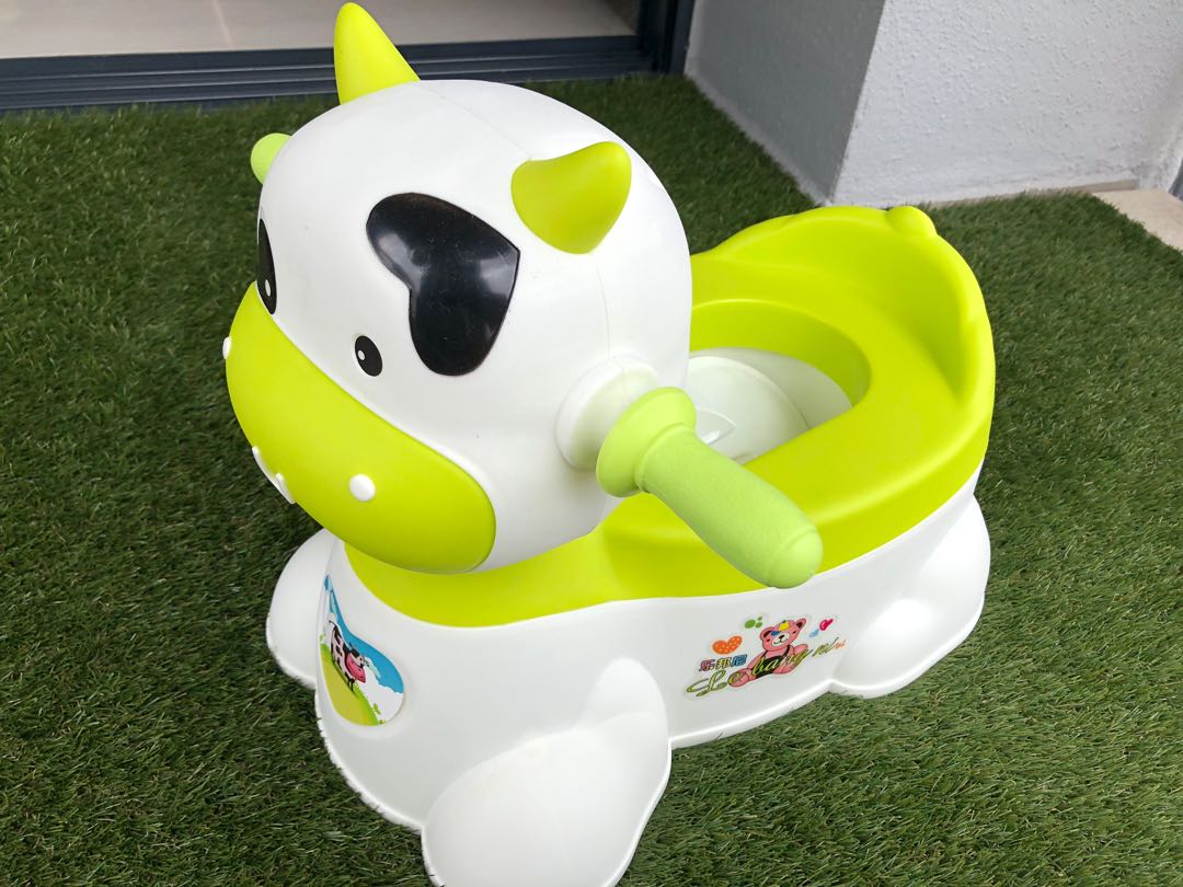 Children Potty Training - Cow, Everything Else on Carousell