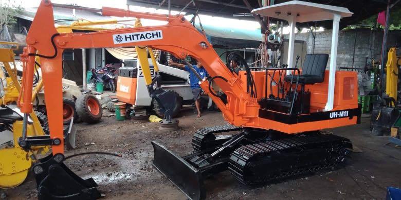 Hitachi backhoe excavator same as komatsu PC30 backhoe, Commercial ...