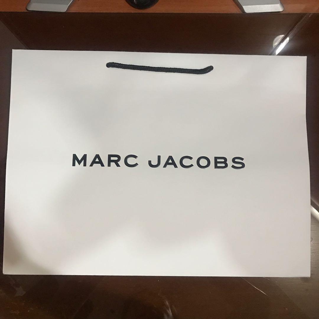Marc Jacobs Paper Bag, Luxury, Bags & Wallets on Carousell