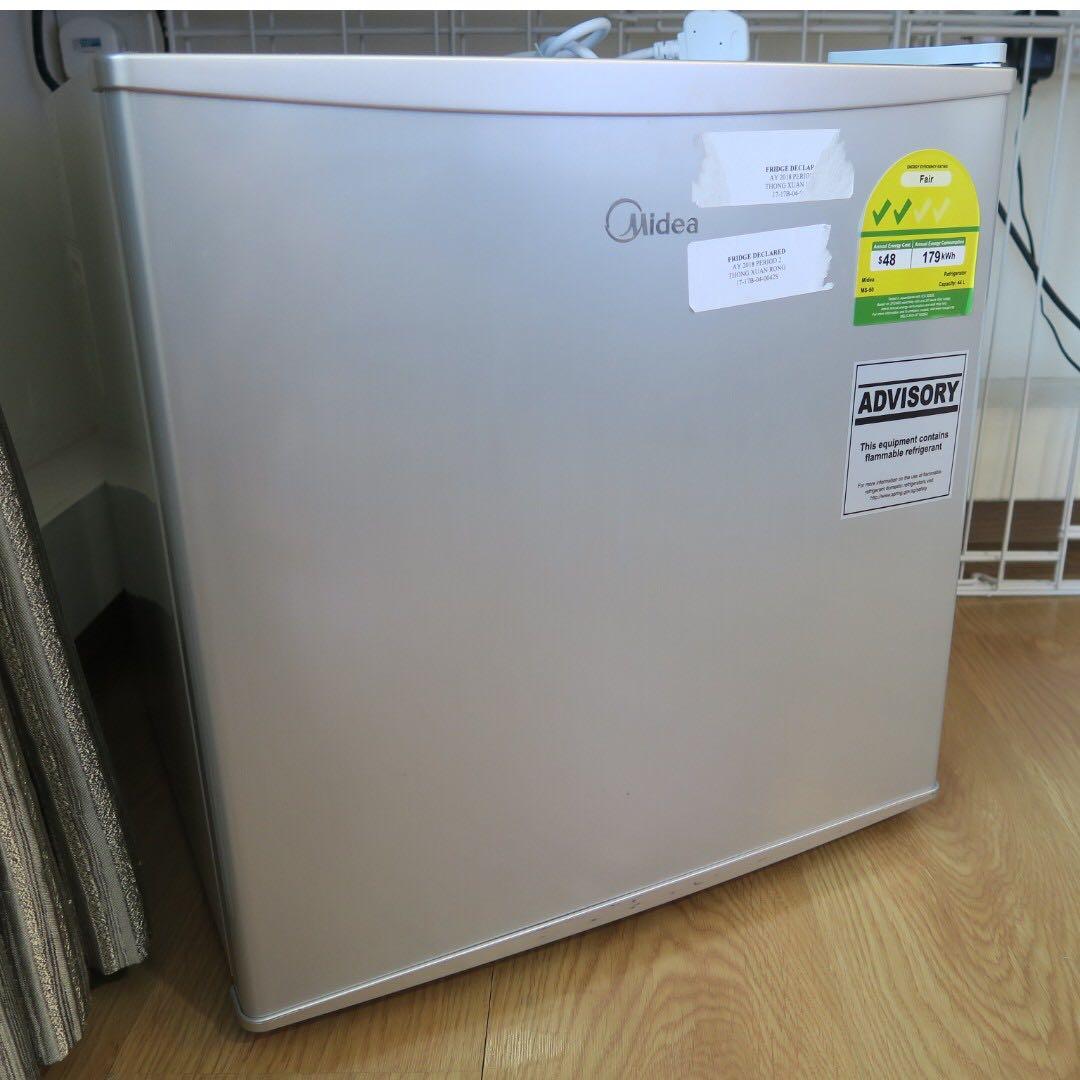 Midea Bar Fridge (50L) HS65L / Mini fridge / Mini refrigerator, TV ...