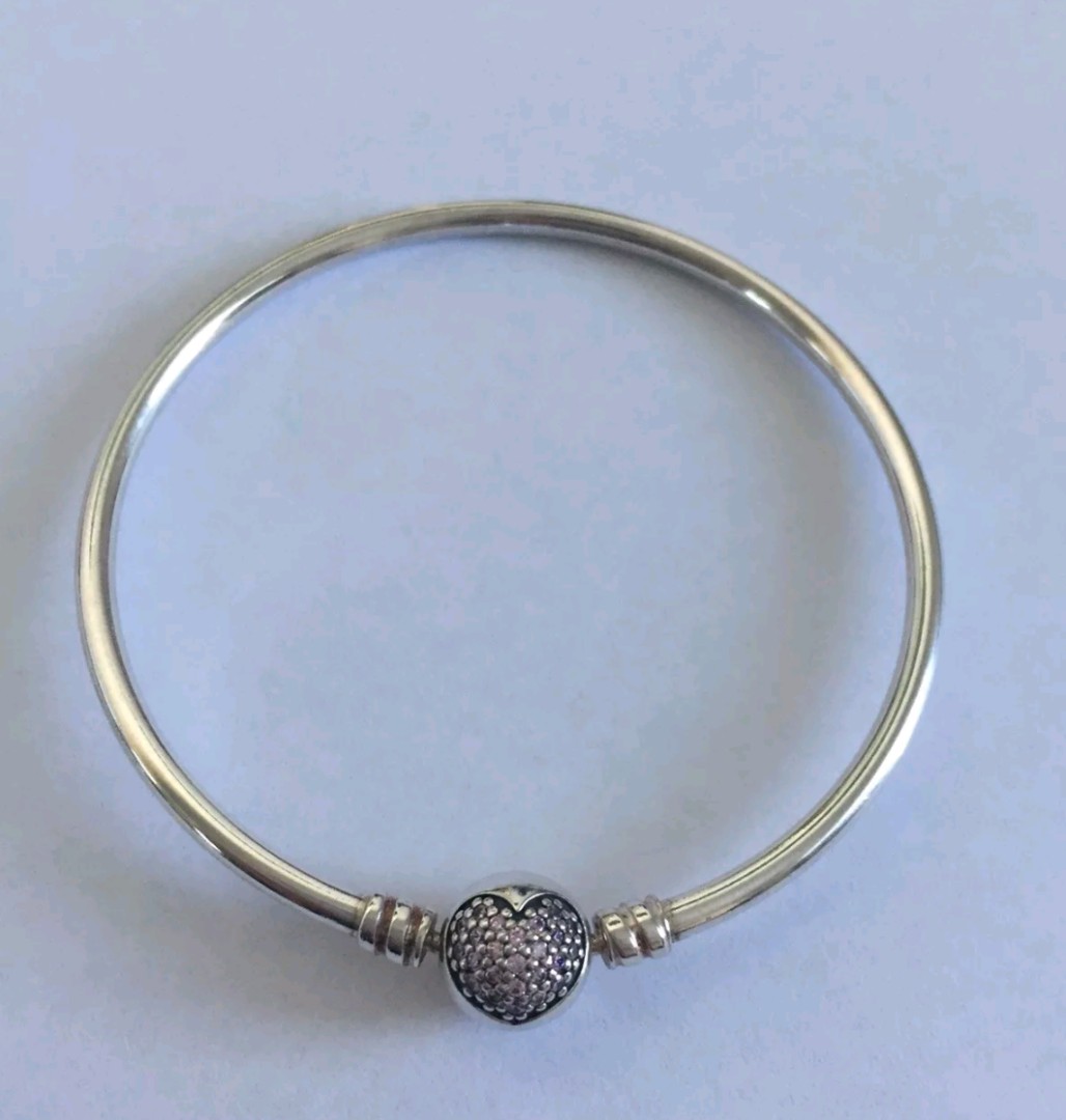 Pandora Pink Heart Circle of Love Bangle, Women's Fashion, Jewelry ...