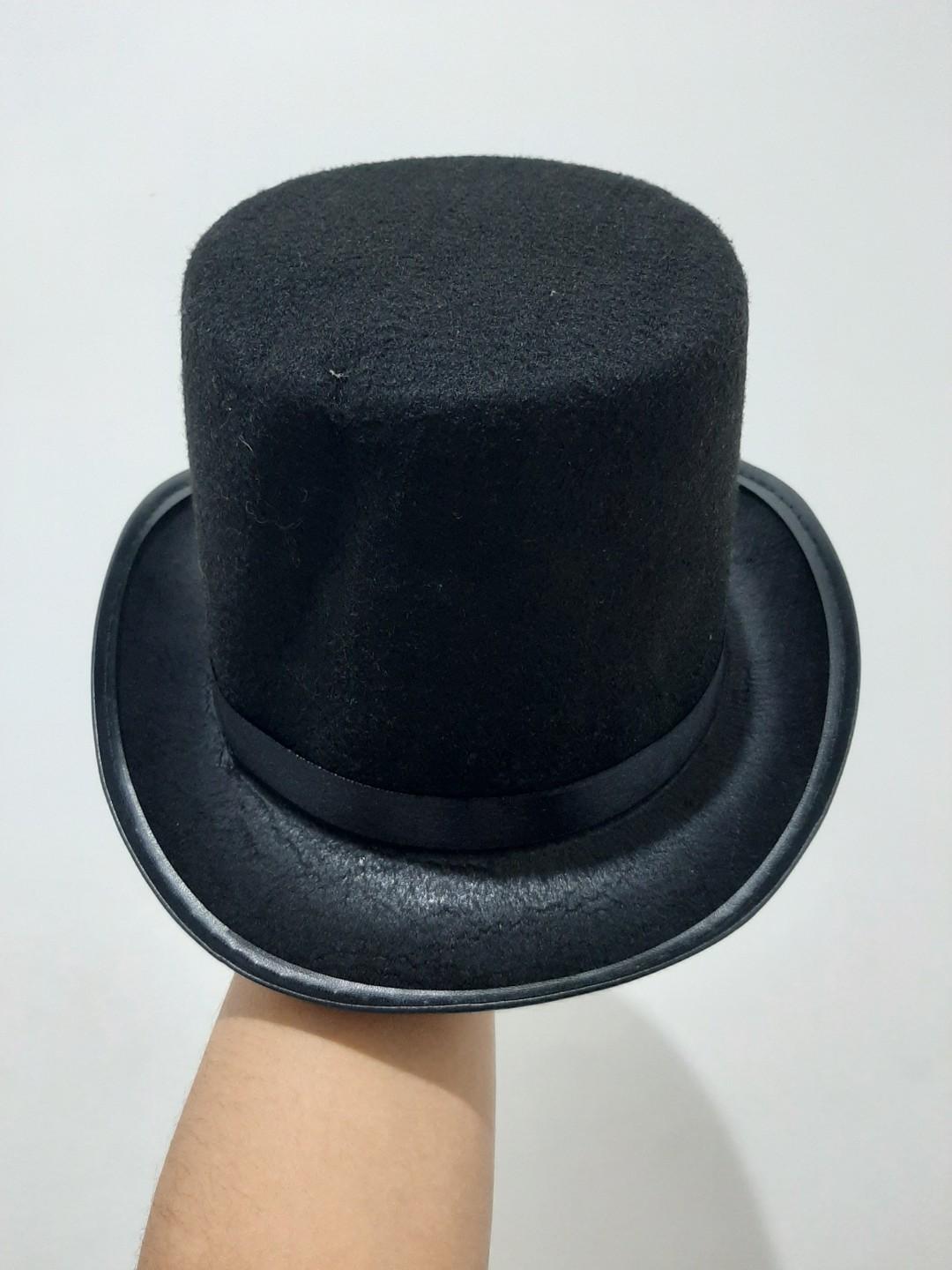 Topi detektif, Fesyen Pria, Aksesoris, Topi di Carousell