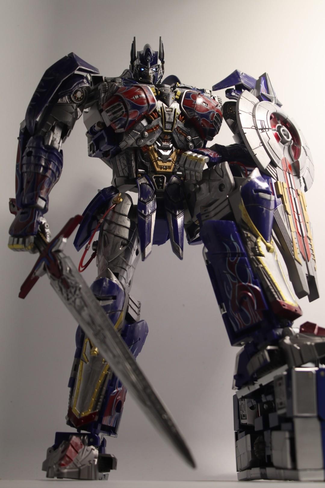 Transformers Unique Toys UT-R02 Challenger custom (aka AOE/ Last knight ...