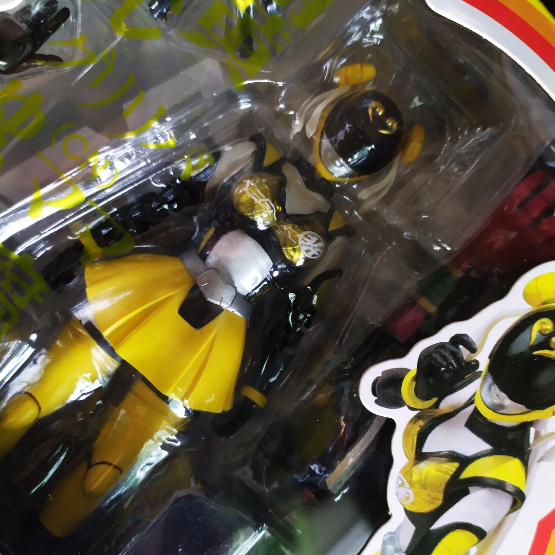 LIMITED SALE! Authentic SH Figuarts Sentai Akibaranger 900 each ...