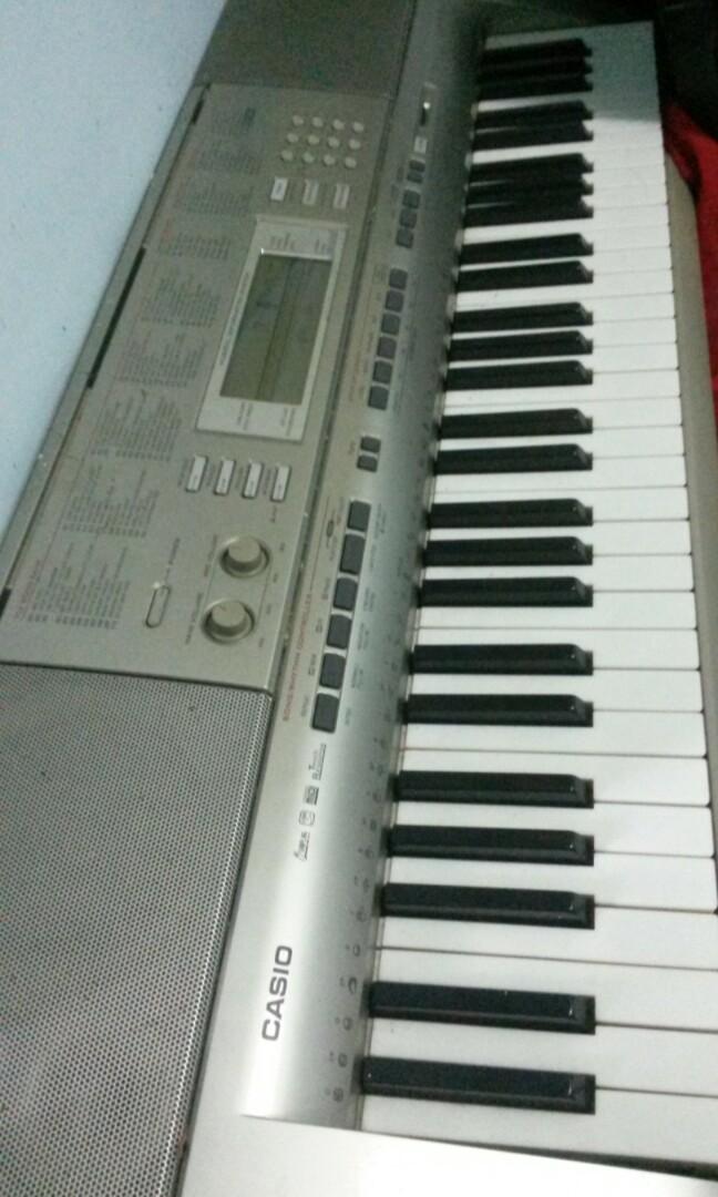 Casio keyboard LK-270, Hobbies & Toys, Music & Media, Musical ...