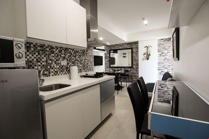 CONDO HOTEL ACCOMODATION NEAR NAIA PASAY AIRPORT - MANILA STAYCATION at ...