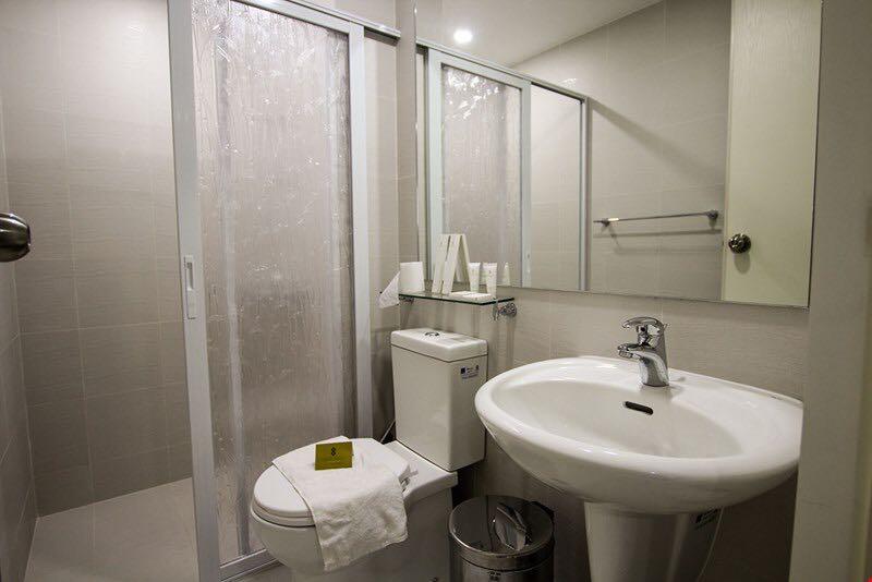 CONDO HOTEL ACCOMODATION NEAR NAIA PASAY AIRPORT - MANILA STAYCATION at ...