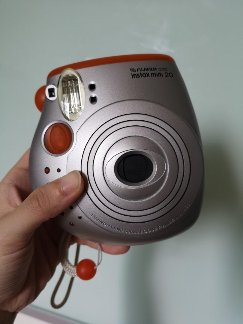 Fujifilm instax mini 20, Photography, Cameras on Carousell