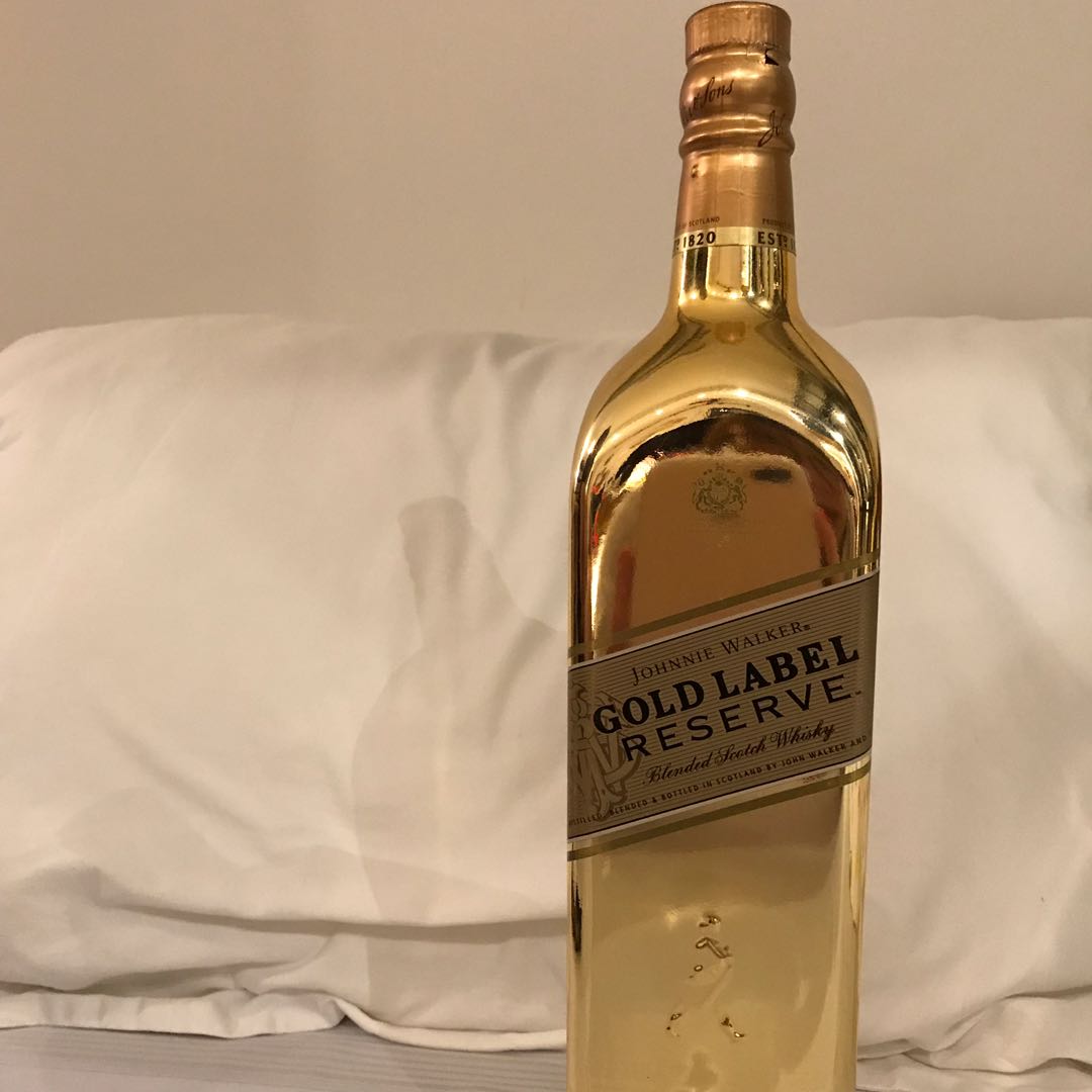 Johnnie Walker Gold Label Limited Edition, Food & Drinks, Alcoholic ...