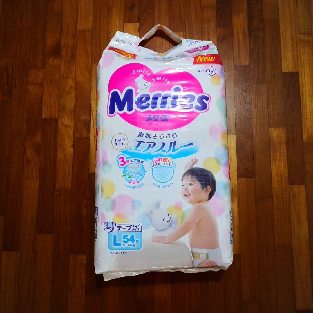 Merries Diapers Tapes - Size L, Babies & Kids, Bathing & Changing ...