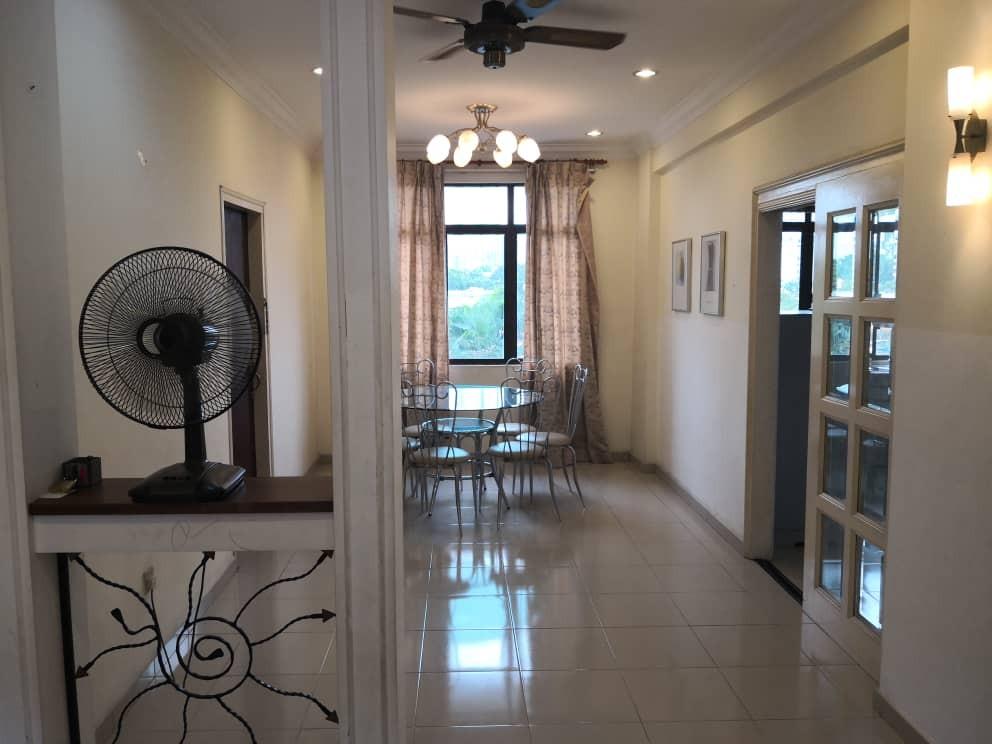 Putri Indah Court at Stulang Laut Near CIQ, Property, Rentals on Carousell