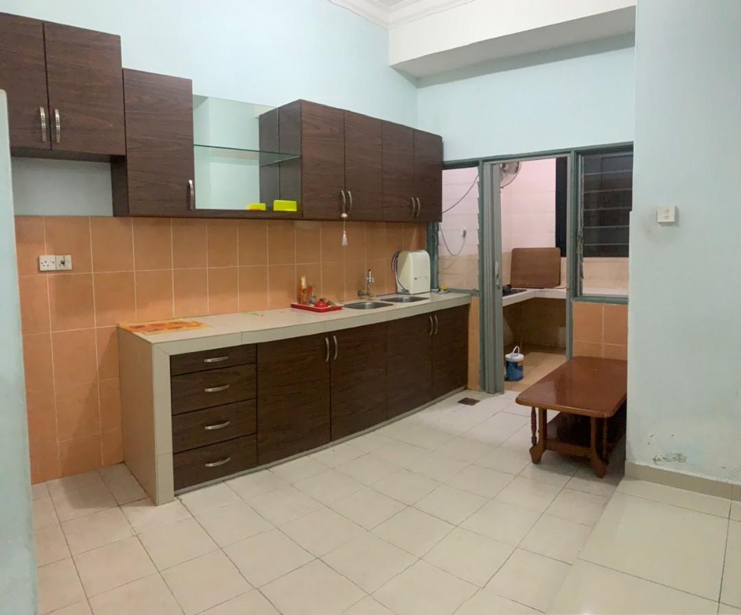 Villamas Apartment Puchong, Property, For Sale on Carousell