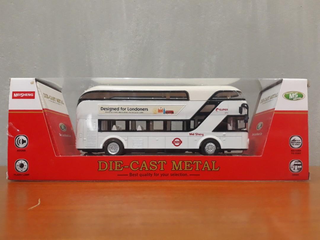 White London Bus (NB4L), Hobbies & Toys, Toys & Games on Carousell