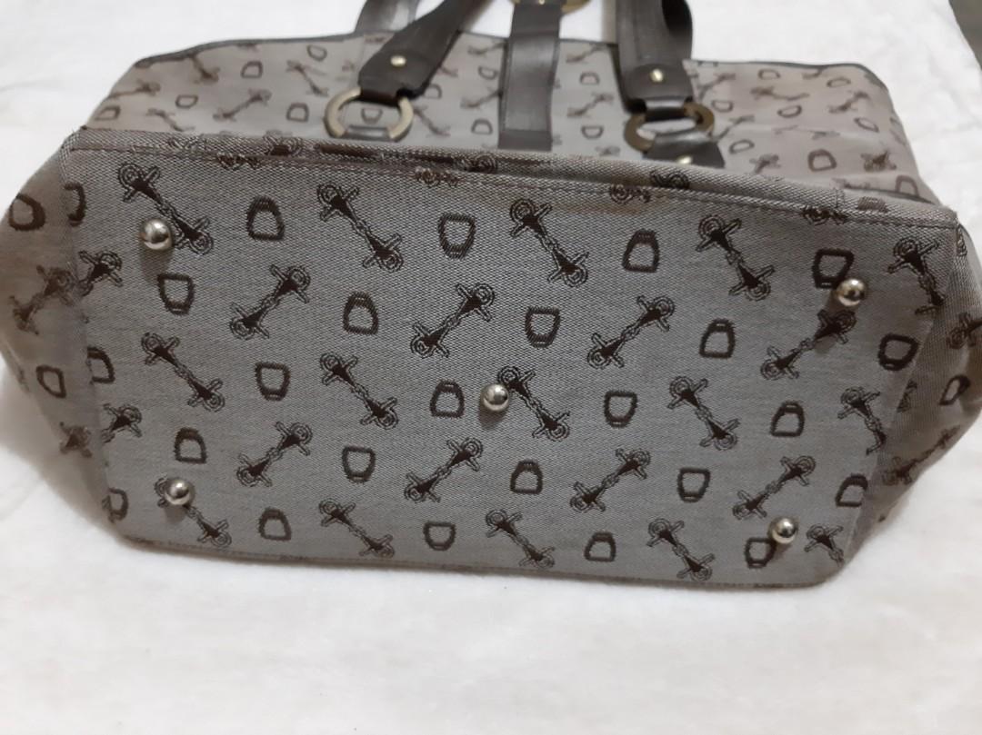 Why international monogram tote bag, Women's Fashion, Bags & Wallets ...