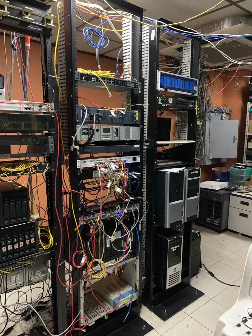 6ft FVT Open Bay Server Racks, Computers & Tech, Parts & Accessories ...