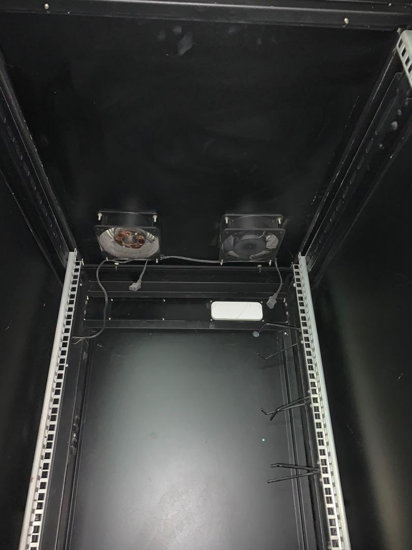 42U Server Rack Closed Bay Cabinet, Computers & Tech, Office & Business ...