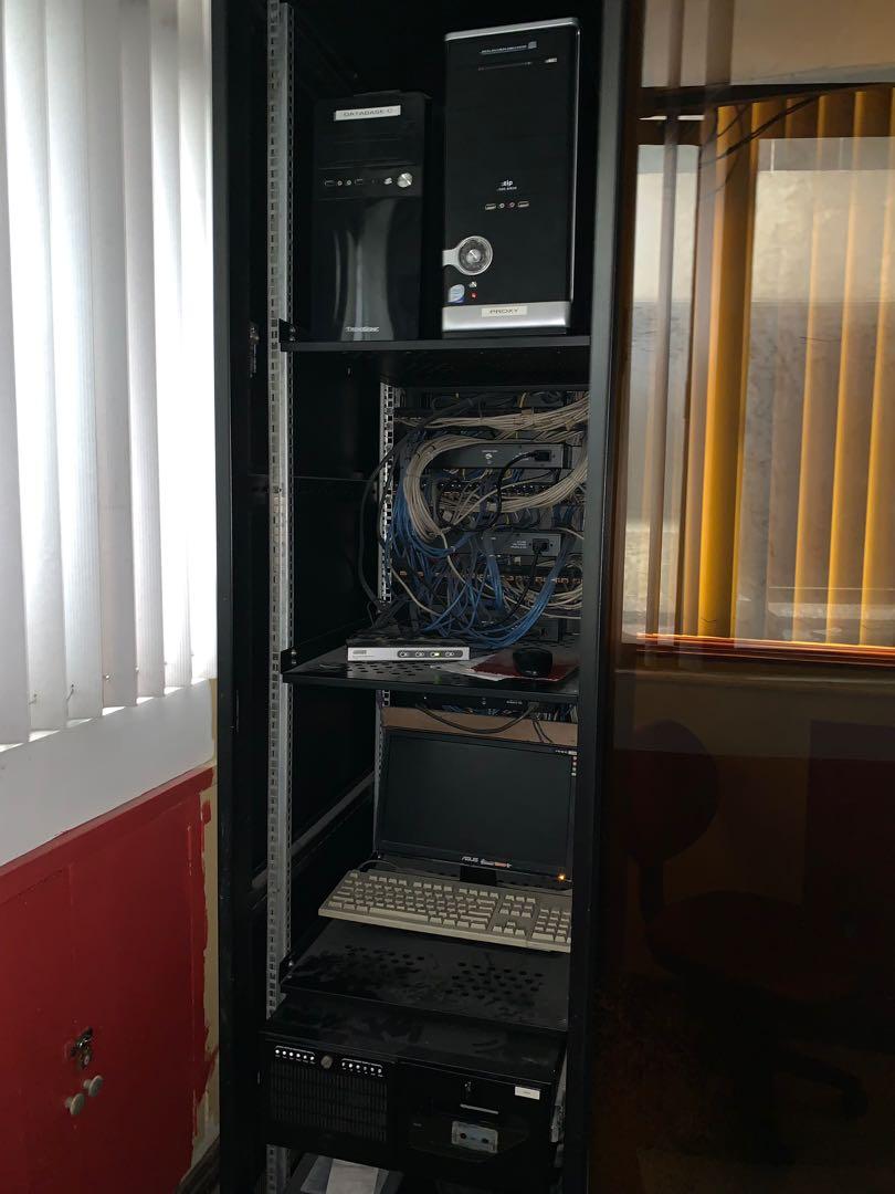 42U Server Rack Closed Bay Cabinet, Computers & Tech, Office & Business ...