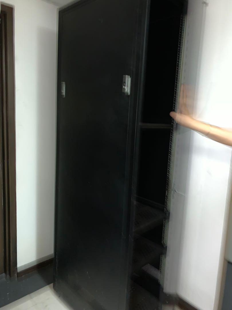 42U Server Rack Closed Bay Cabinet, Computers & Tech, Office & Business ...