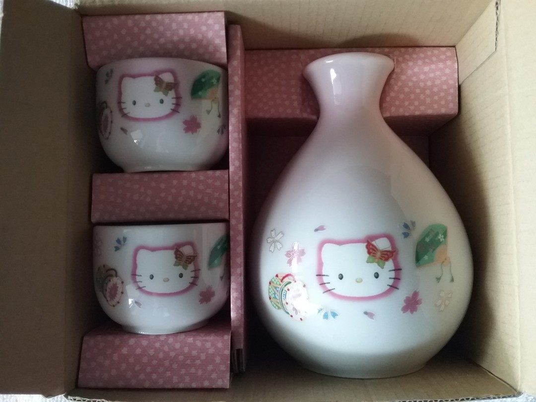 Hello Kitty sake cups and bottle, Furniture & Home Living, Kitchenware ...