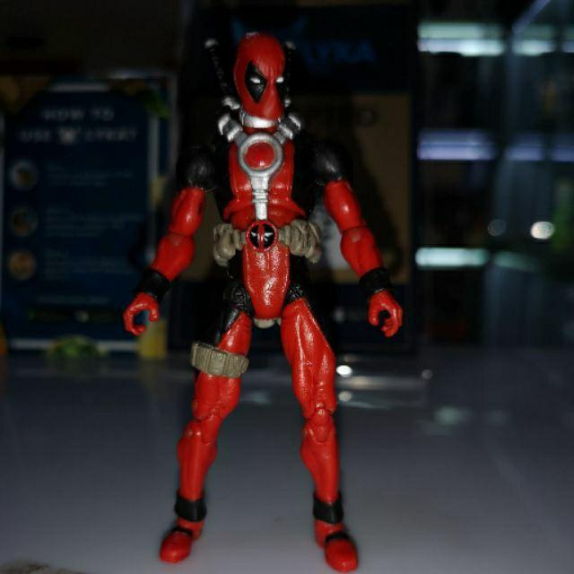 Marvel Universe Deluxe Deadpool 3.75" Action Figure from Wolverine X ...