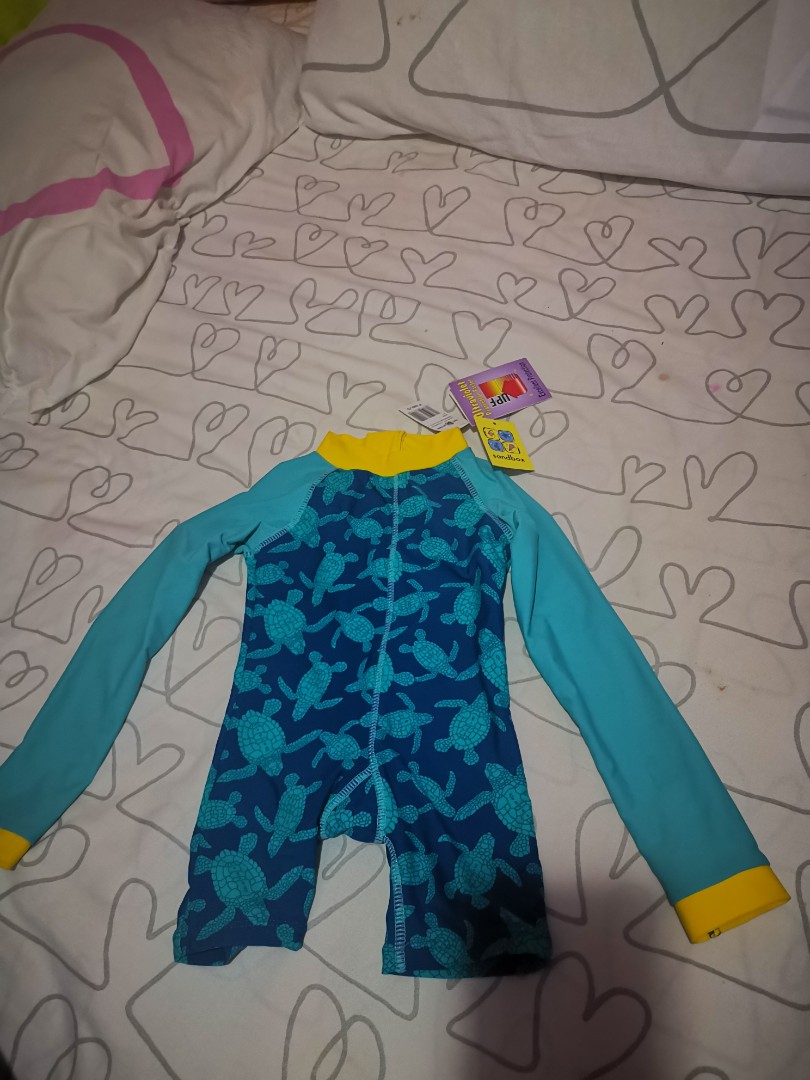 Rush guard, Babies & Kids, Baby Nursery & Kids Furniture, Safety Gates ...