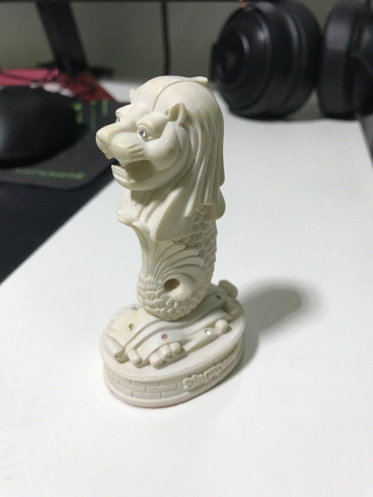 Singapore Merlion, Health & Nutrition, Face Masks & Face Shields on ...