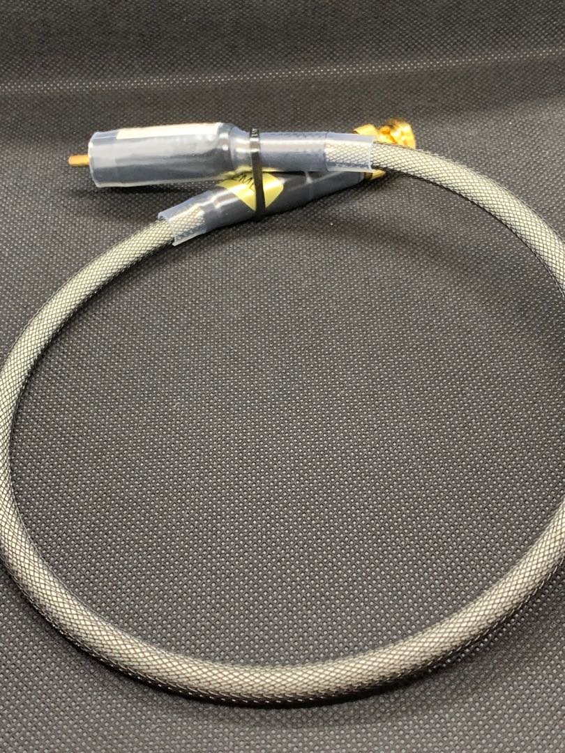 SYNERGY AUDIO S1000 BNC TO RCA SILVER DIGITAL CABLE, Audio, Portable ...