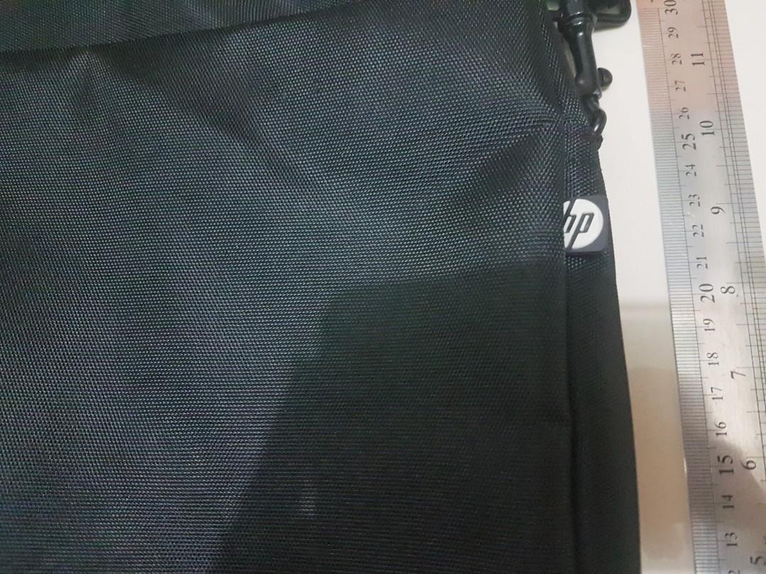 Tas laptop HP ukuran 14-15 inchi, Fesyen Wanita, Tas & Dompet di Carousell