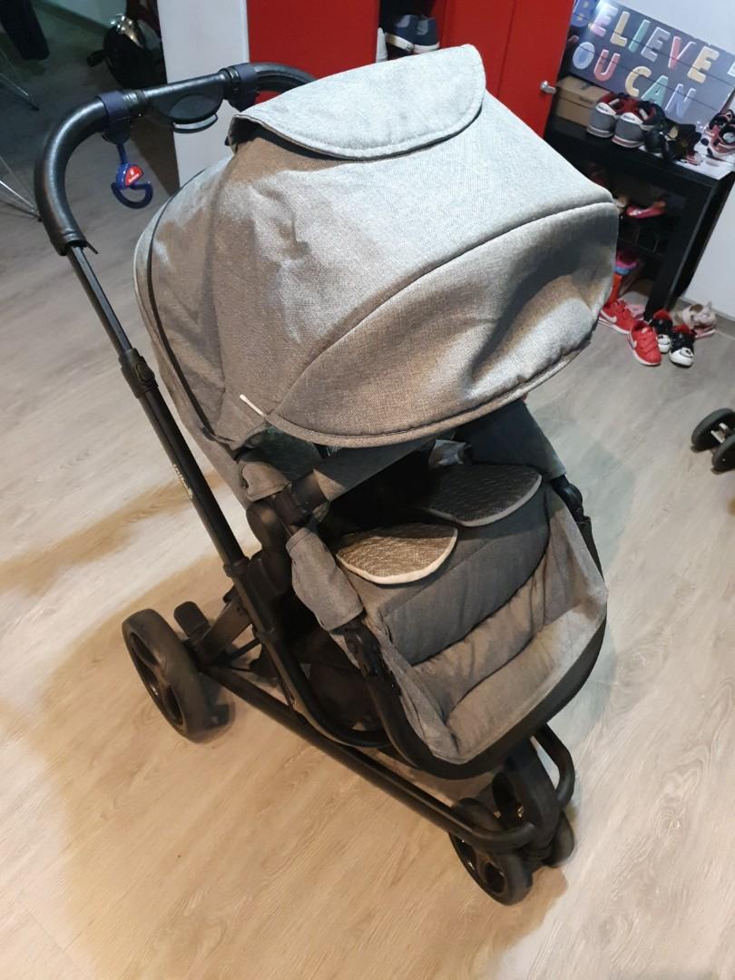 Unilove Azraa stroller, Babies & Kids, Going Out, Strollers on Carousell