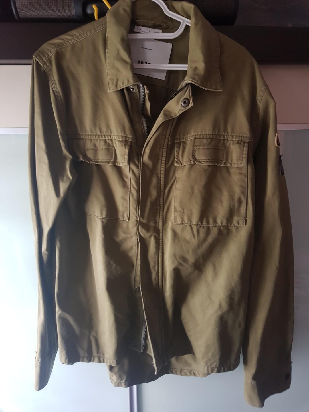 Zara Olive Green Field Jacket, Men's Fashion, Coats, Jackets and ...