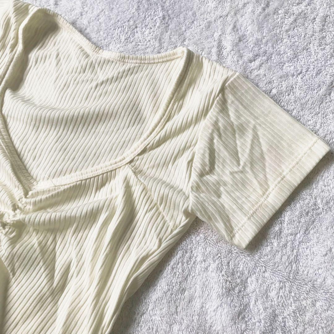 Basic Top (White), Women's Fashion, Tops, Others Tops on Carousell