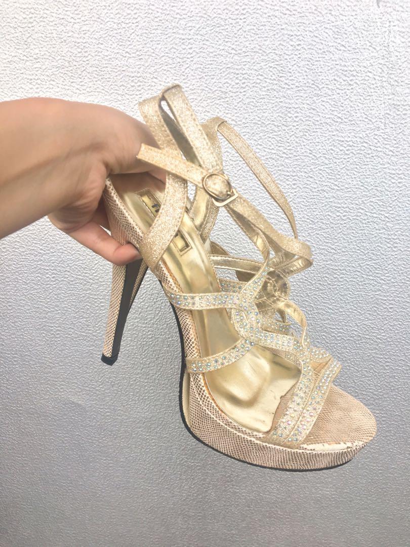 Gold Pageant 5” Heels (Figlia), Women's Fashion, Footwear, Heels on ...