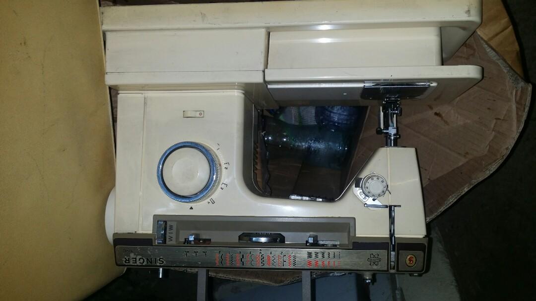 Italy made Singer 衣車，Model: 7146, M.C.P.K, 線已失蹤，屯門交收 Singer Sewing ...